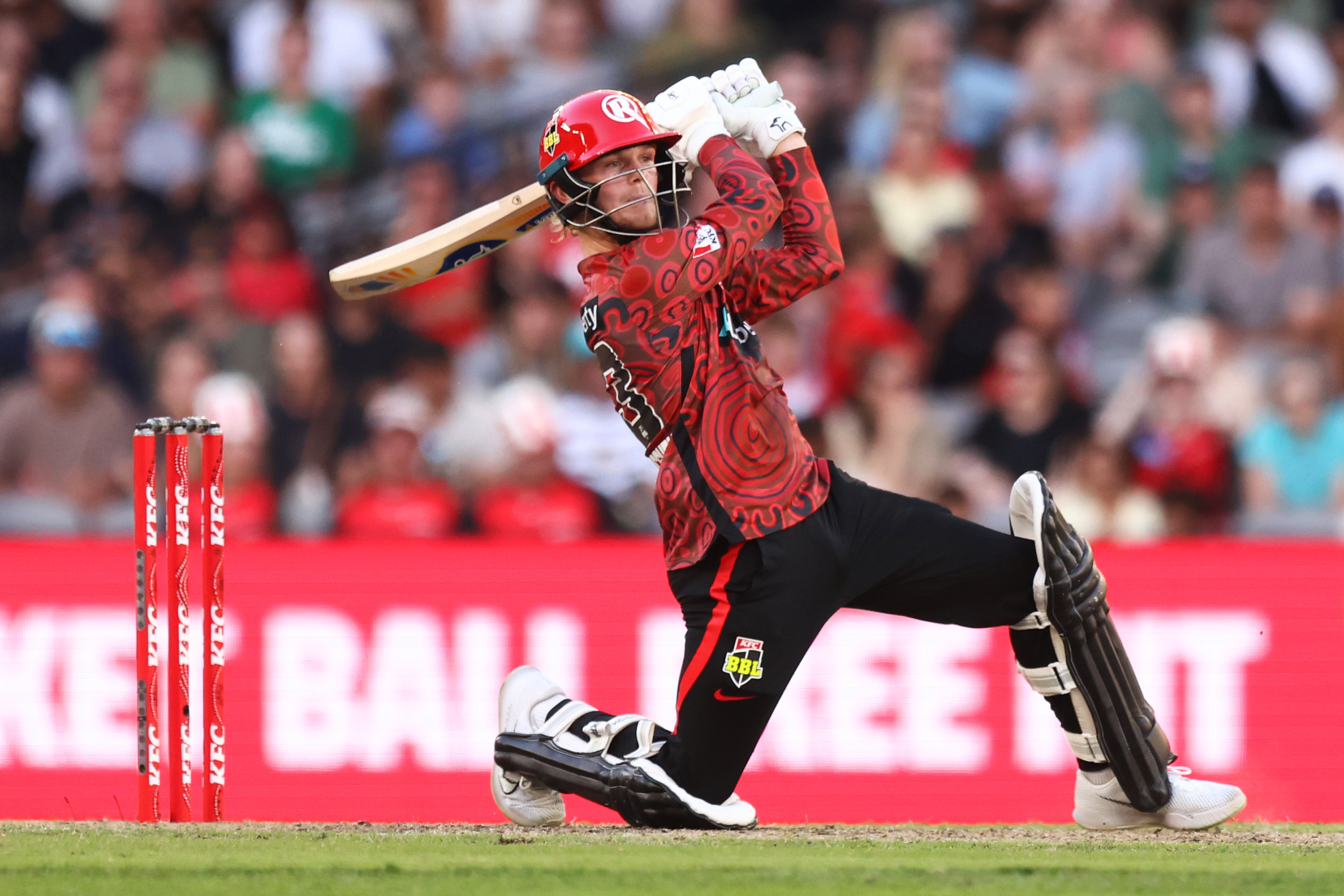 MATCH REPORT: Fraser-McGurk blasts Renegades to huge chase against Heat ...